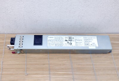 Cisco NXA-PHV-1100W-PI Nexus 1100W Platinum HV-AC-DC PS Port side ...