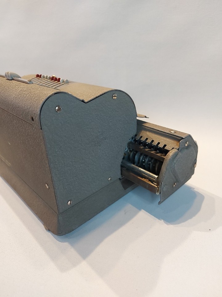 A B ADDO MULTO 113 Swedish Mechanical Calculator Adding Machine ...