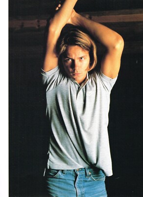 River Phoenix - 11" x 8" Magazine Pinup Mini-Poster - 41 | eBay