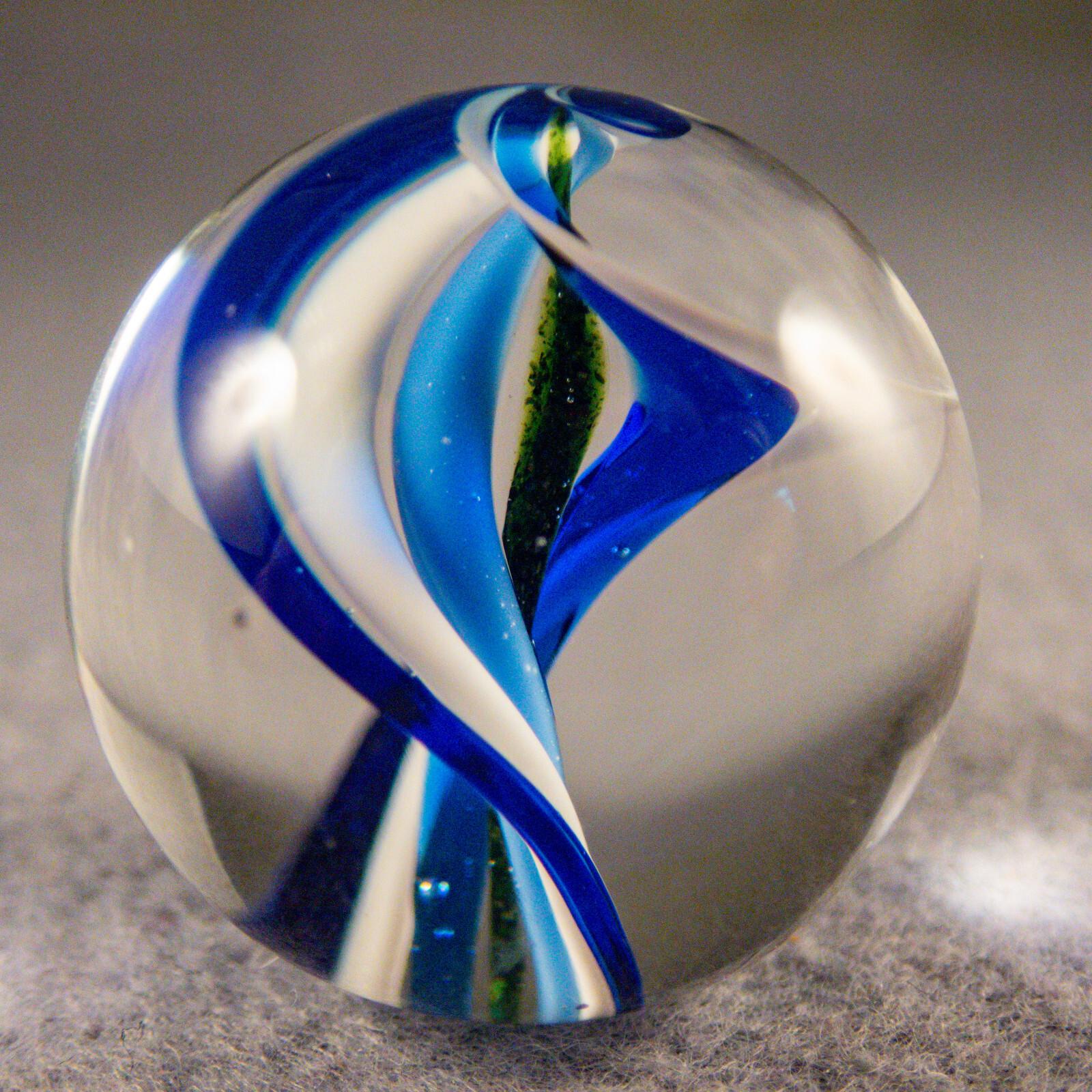 BB Marbles: CONTEMPORARY, Dudley Giberson. 1-1/8". Mint (9.9). (BB825 ...