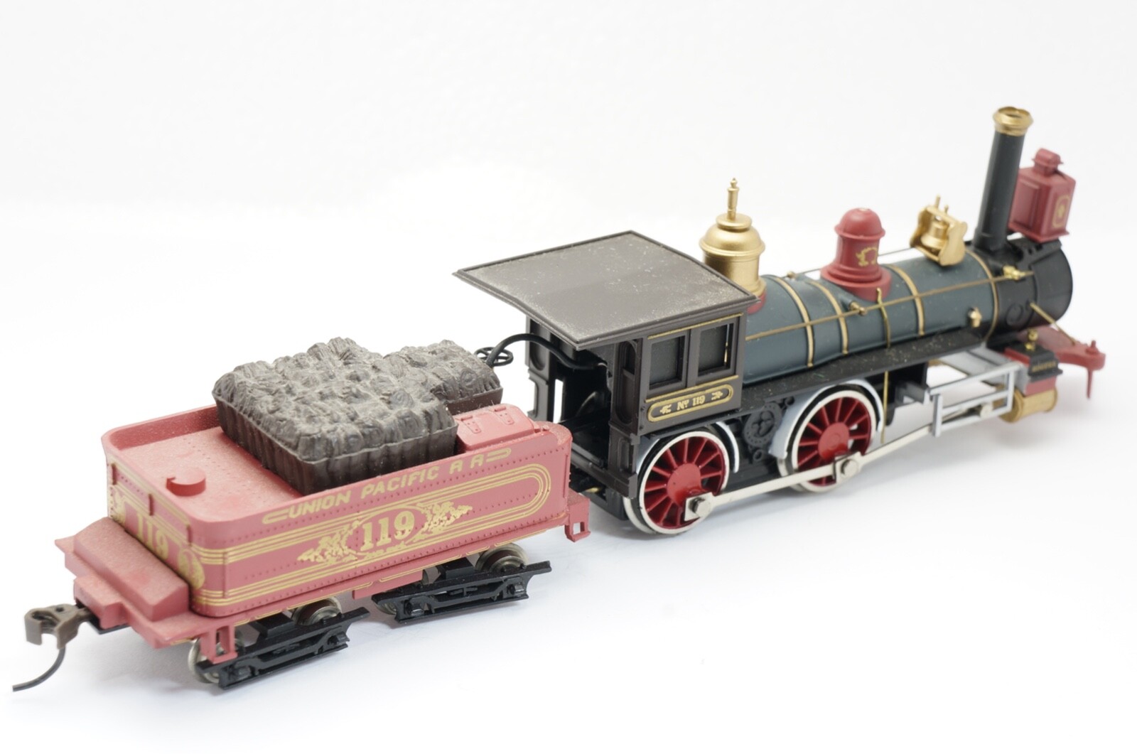 Bachmann Train HO Scale 119 Union Pacific 4-4-0 American Steam Engine ...