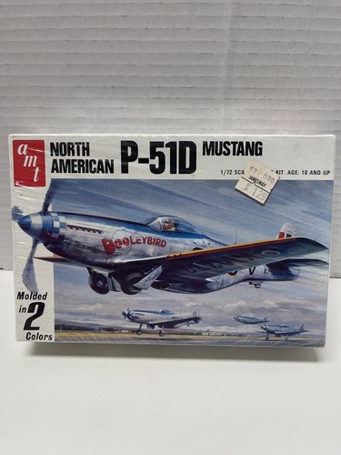 AMT North American P-51D Mustang Aircraft 1:72 Scale Model Kit | eBay
