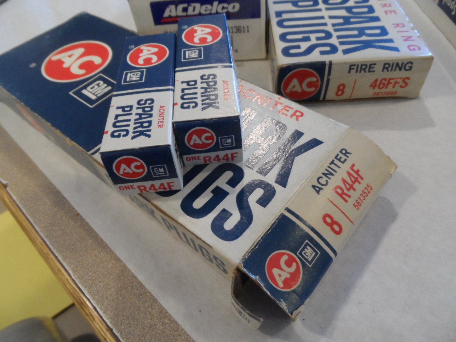 R44F R46 R44 R86 AcDelco Spark Plugs 6 Sets 40 total brand new in the ...