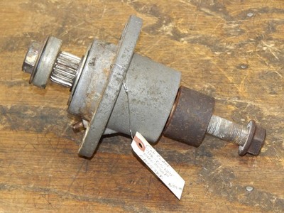 Cub Cadet M60, M72 Tank CENTER Deck Spindle 918-05125, 01003532P ...
