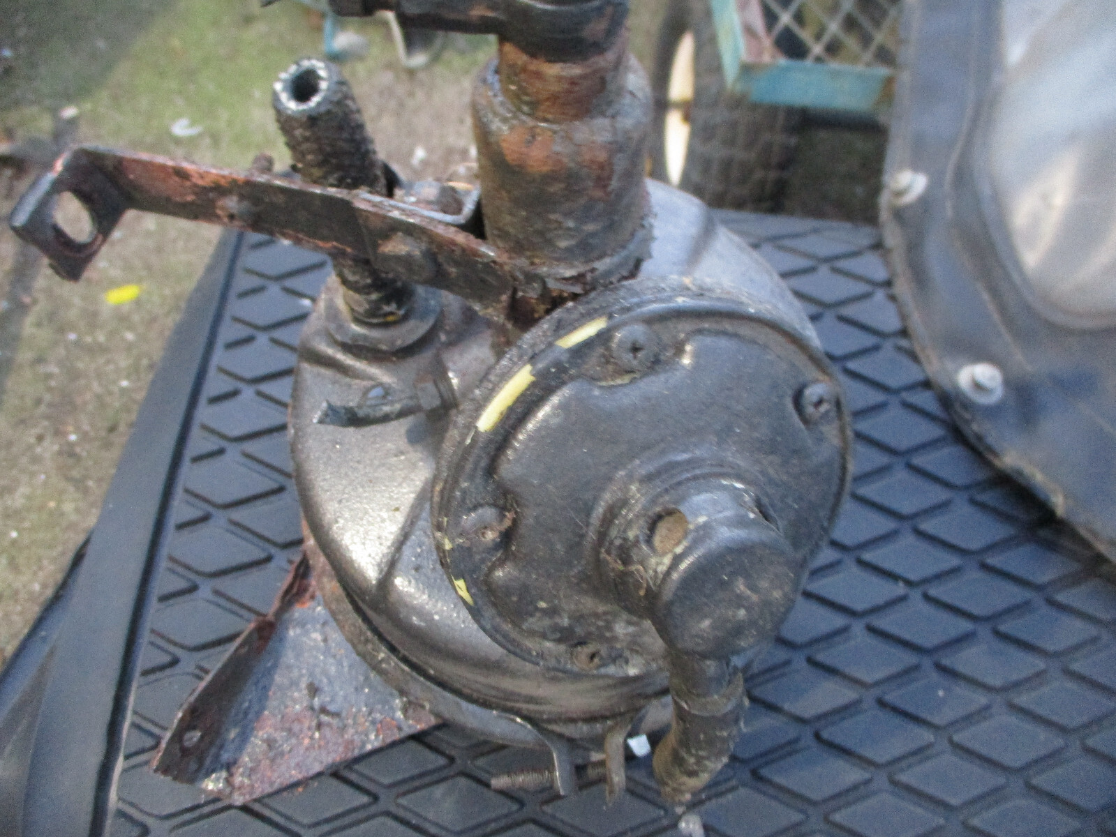 MG MGB MGBGT Remote brake servo with mounting bracket | eBay UK