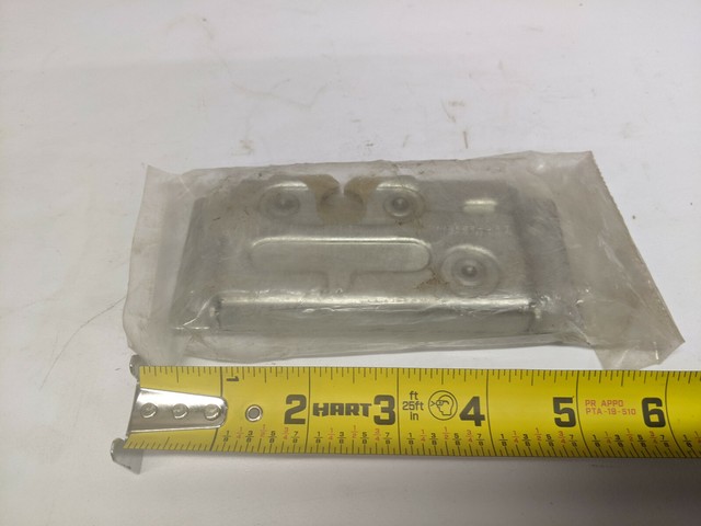 Genuine International 2513640C1 Driver Side Single Door Latch (lh) for ...