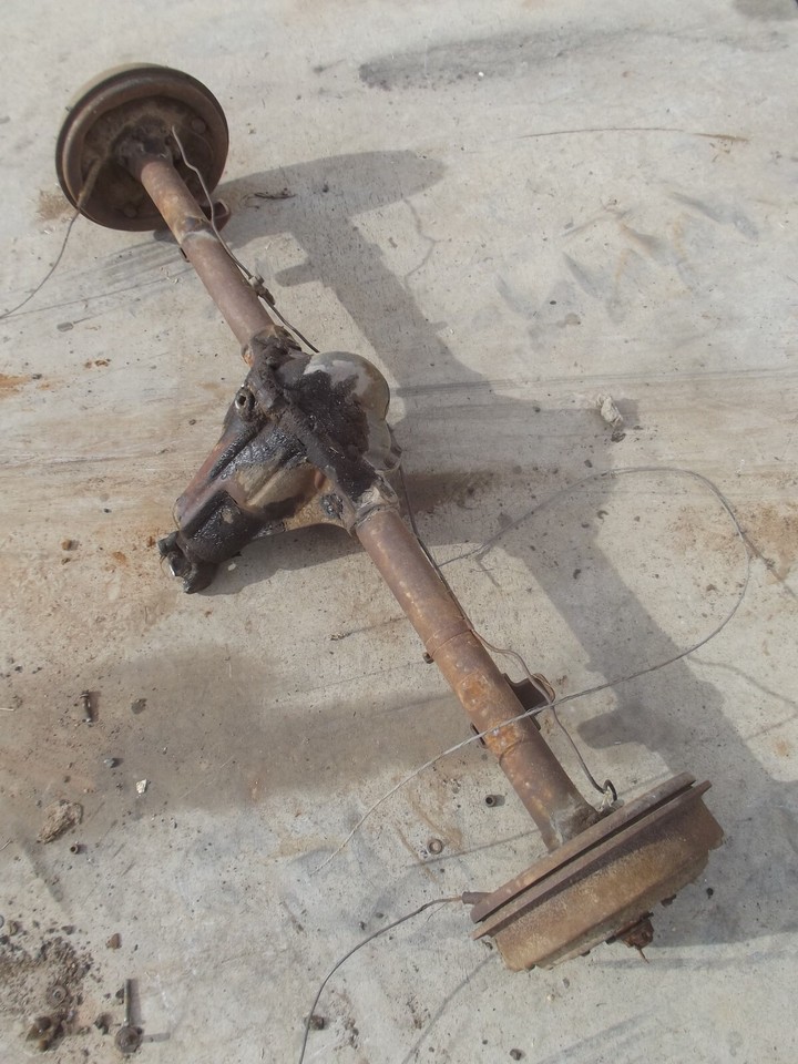 VINTAGE STUDEBAKER PICKUP TRUCK REAR AXLE m5 1946 1947 1948 rearend ...