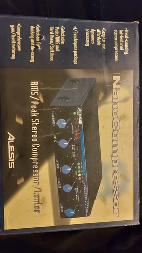Alesis Nanocompressor 18-bit Mini Rackmount Sidechain Compressor w ...