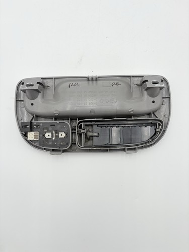 ⭐️ 2002-2004 KIA SEDONA SECOND ROW REAR RIGHT GRAB HANDLE W/ LIGHT ...