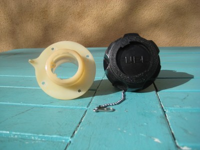 86-95 Kawasaki 650 X2 OEM Fuel Gas Cap Chain Gasket Seal Fuel Filler ...