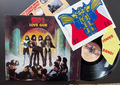 KISS "Love Gun" Original Casablanca LP 1977 Mint with Inserts | eBay