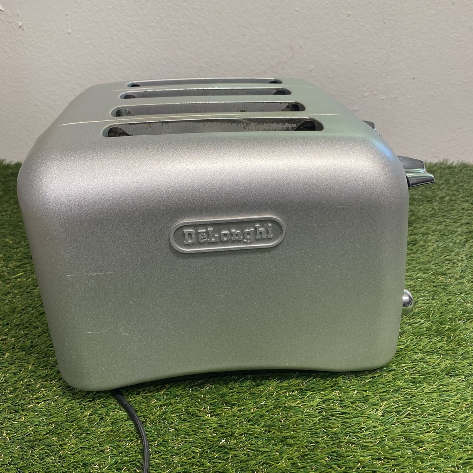 DeLonghi RT400 Vintage Retro Style 4 Slice Toaster Defrost Bagel Toast ...