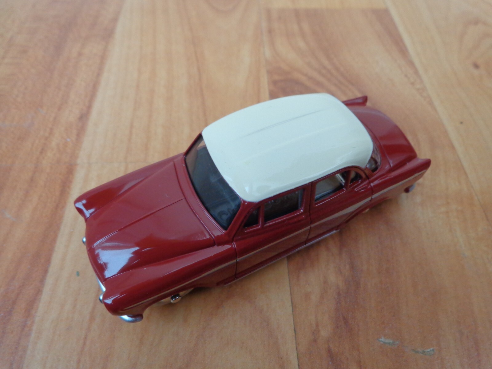 DINKY TOYS 544 SIMCA ARONDE P60 CAR - NEW BOXED - ATLAS EDITIONS | eBay