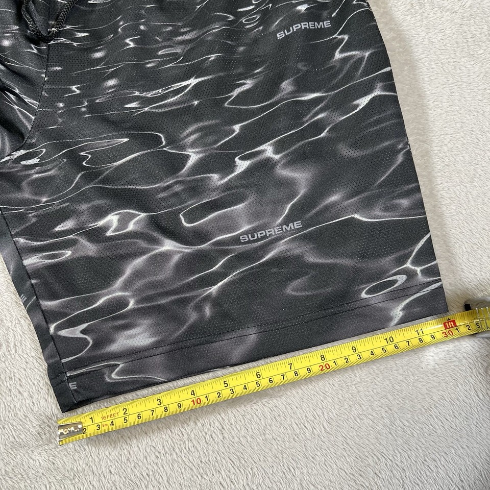 Supreme Ripple Mesh Shorts Men's Size Medium Black 2017 Drawstrings ...