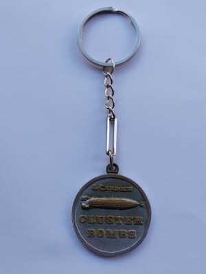 Vintage rare Iraqi Saudi Arab Cluster Bomb Cardeon medal Military army ...