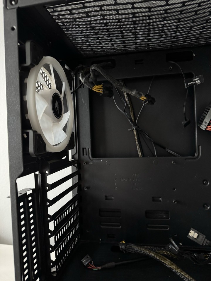 iBUYPOWER Gaming PC Case - Mid Tower ATX with 4 RGB Fans and Power ...