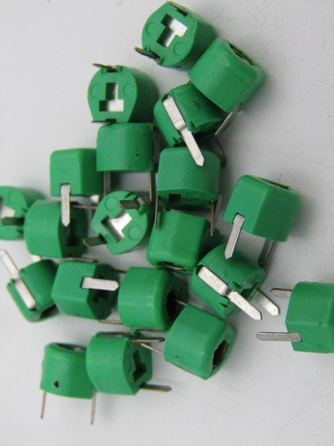 (10 Pieces) Murata TZ03 5.2 ~ 30pF Trimmer Capacitor 100 V Bottom ...