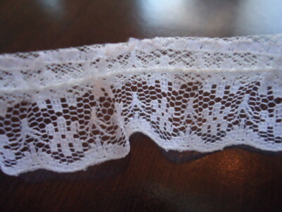 White Gathered Lace Scalloped Bottom Edge ¾” Wide X 2.11 Yards | eBay