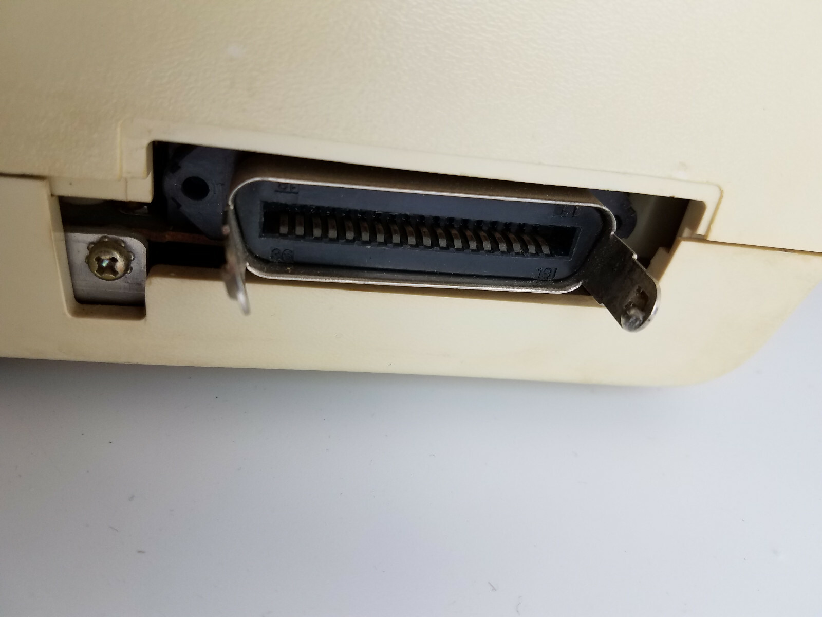 Netflix 'Mindhunter' Prop Epson MX-80 Type III F/T Dot Matrix Printer ...