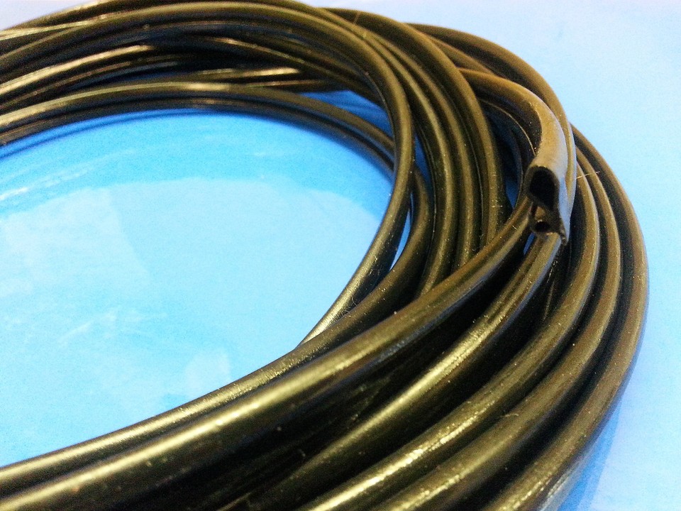 BUBBLE GASKET R6667 BLACK UPVC DOOR WINDOW SEAL 10 METRE SASH OUTLET ...