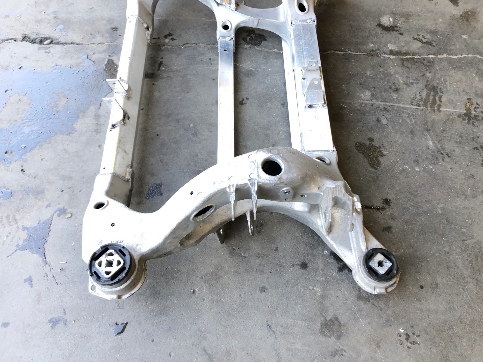 2012 - 2020 Tesla Model S / X Rear Subframe Crossmember 6007012-00-D | eBay
