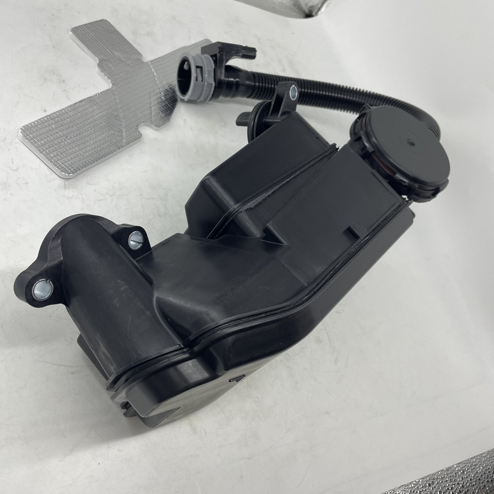 Motorcraft DC3Z6A785C Oil/Air Separator for 11-16 Ford PowerStroke 6.7L ...