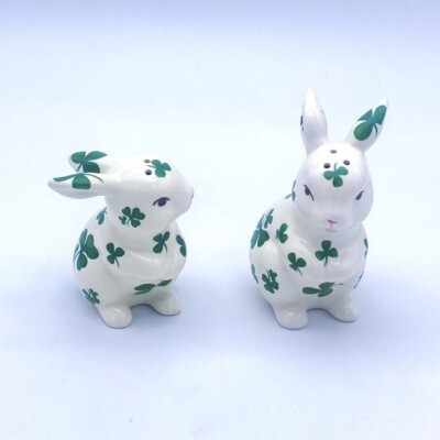 Cosmos Gift - Shamrock Rabbit Salt & Pepper Shakers | eBay