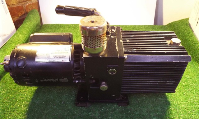 G135036 Sargent Welch 8816 Direct Torr Vacuum Pump for sale online | eBay