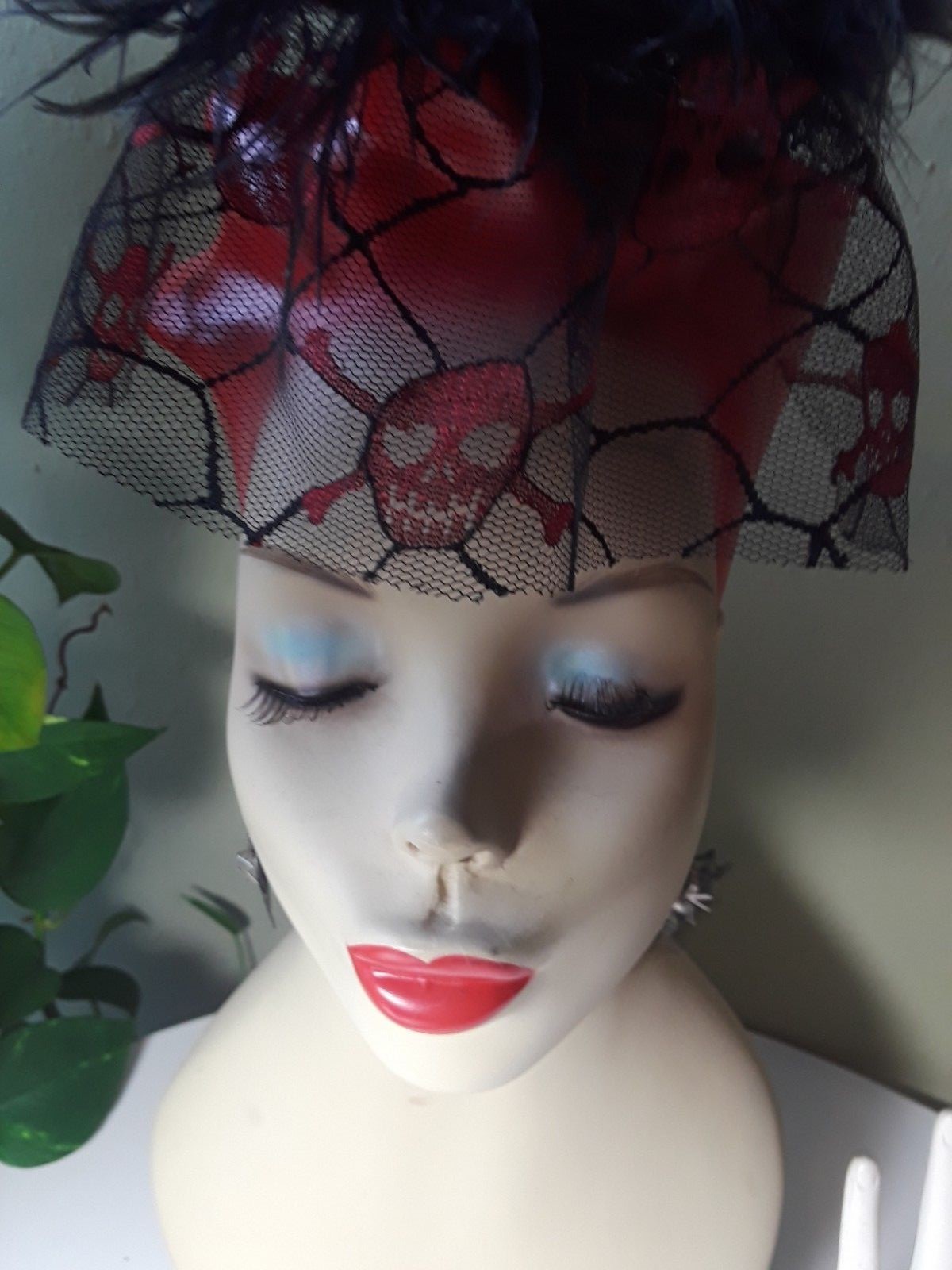 Original Vintage 1980's Spider With Web Hook Dangle E… - Gem