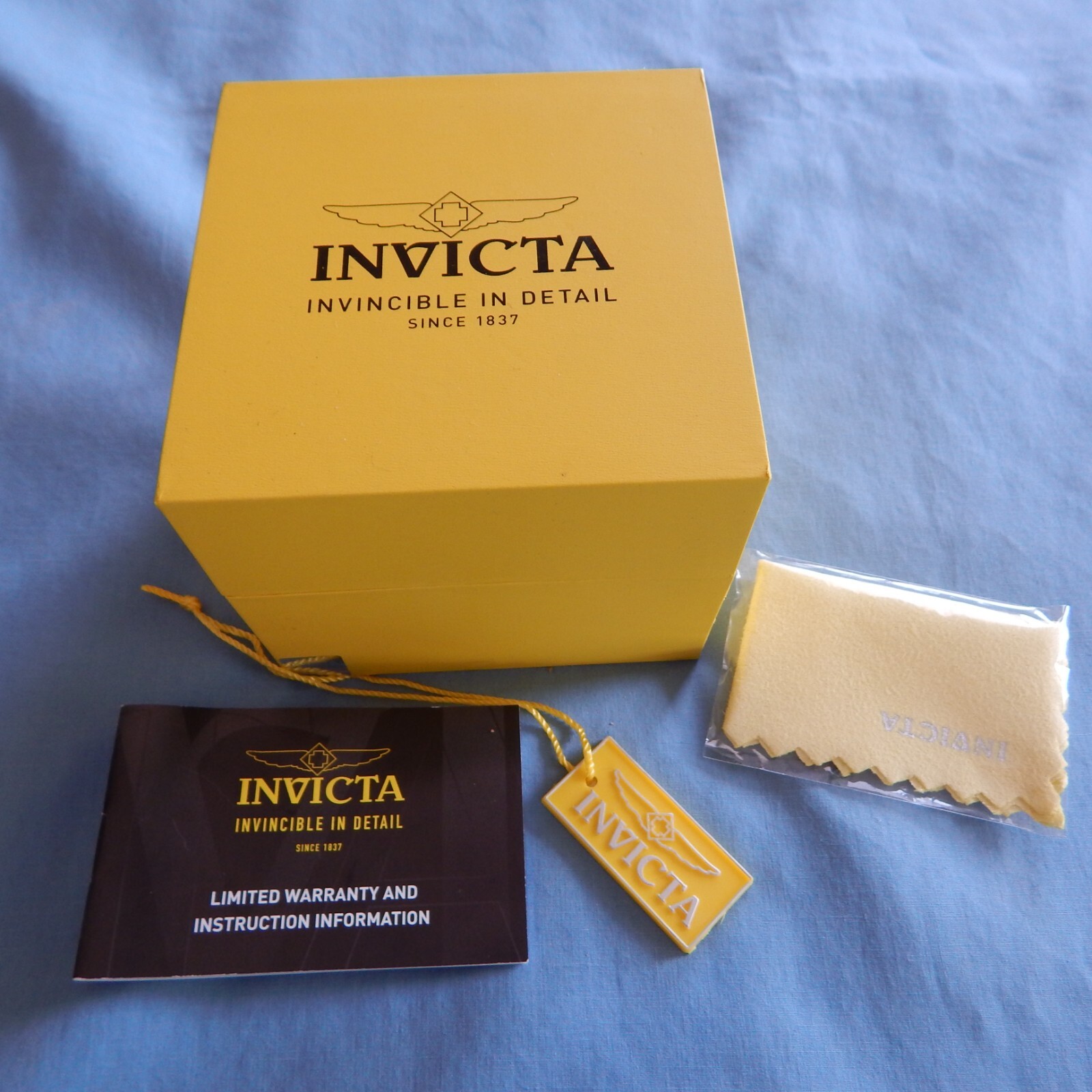 Invicta Men's 29179 PRO DIVER AUTOMATIC Blue Bezel Dial Silver Bracelet ...