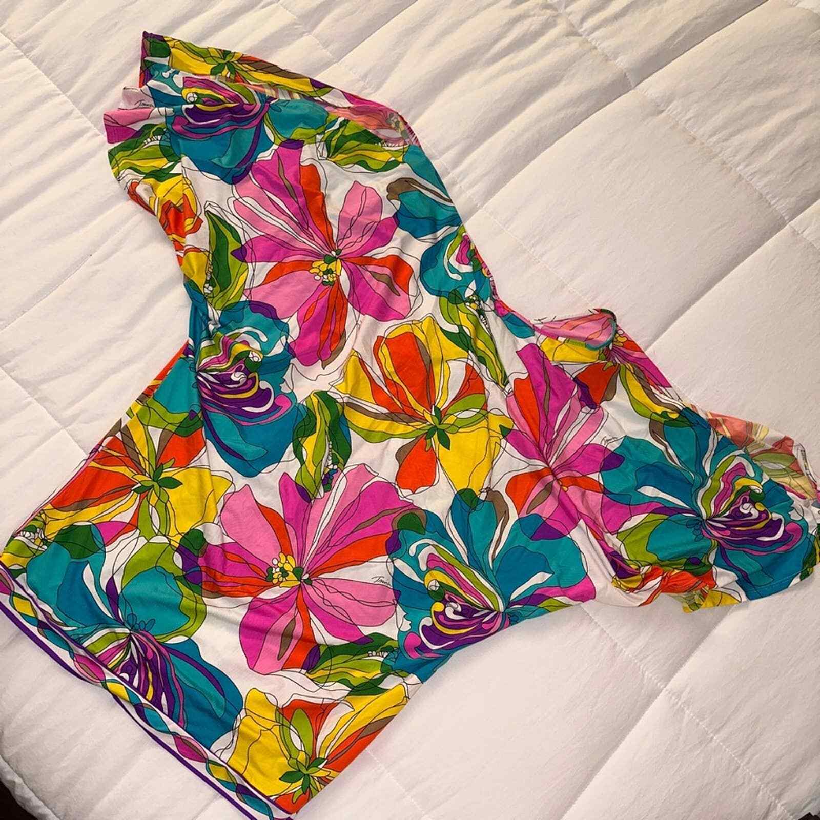 Medium Trina Turk Tropical Rainbow Flower Pattern Col… - Gem