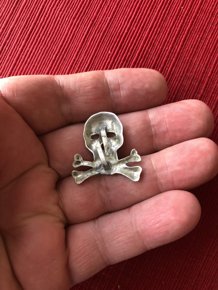 German WW1 Skull Badge Pin | eBay