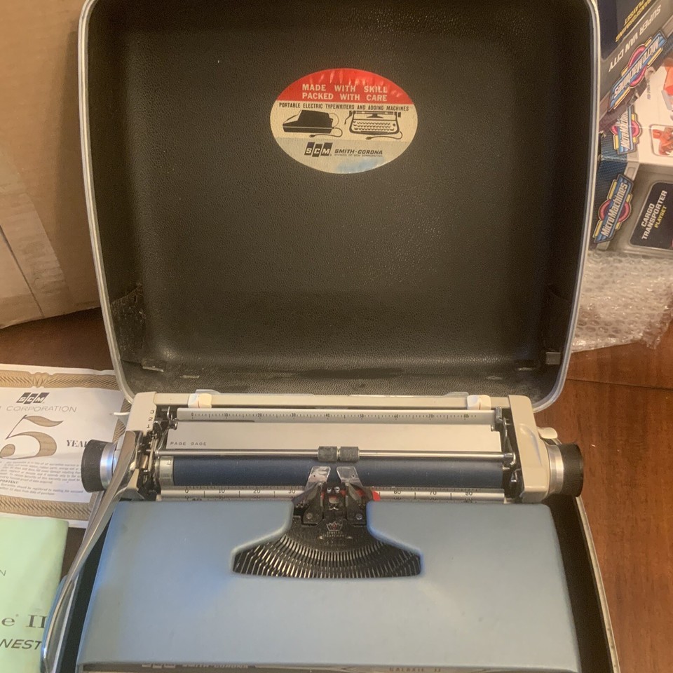 SCM Smith Corona Typewriter Galaxie II w/black hard case Vtg working | eBay