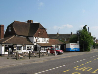 Photo 6x4 The Railway Tavern, Staplehurst On A229 Station Road ...