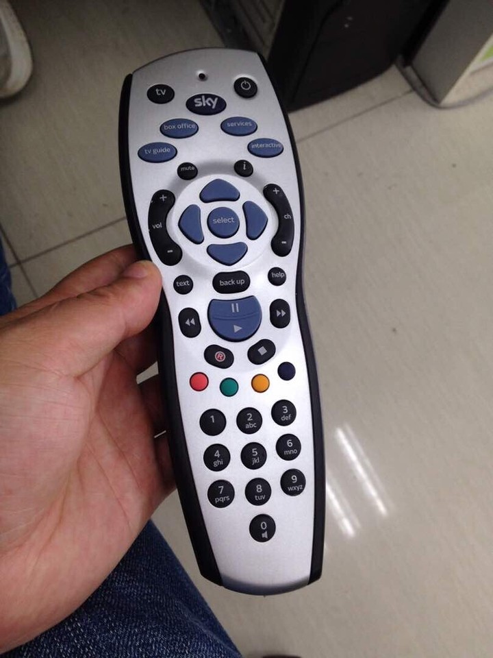 SKY + PLUS HD BOX 500GB SLIM LINE RECEIVER/RECORDER WITH REMOTE AND ...