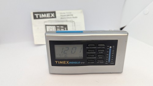 RARE TIMEX Indiglo Travel Alarm Clock AM/FM Portable Radio Model T535B ...