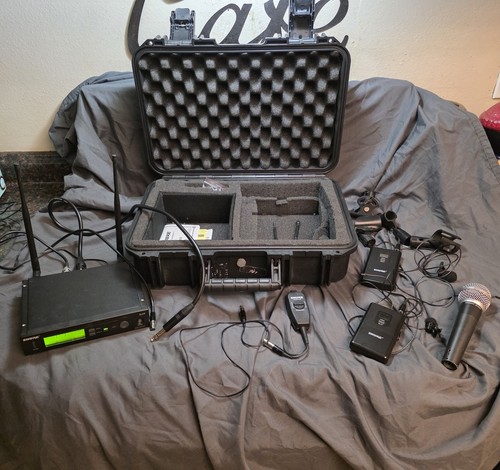 Shure Wireless Microphone System SLX4 with 2 J3 body packs, mute switch ...