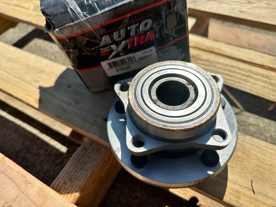 513157 AutoExtra Front Wheel Bearing and Hub Assembly for 95-05 ...