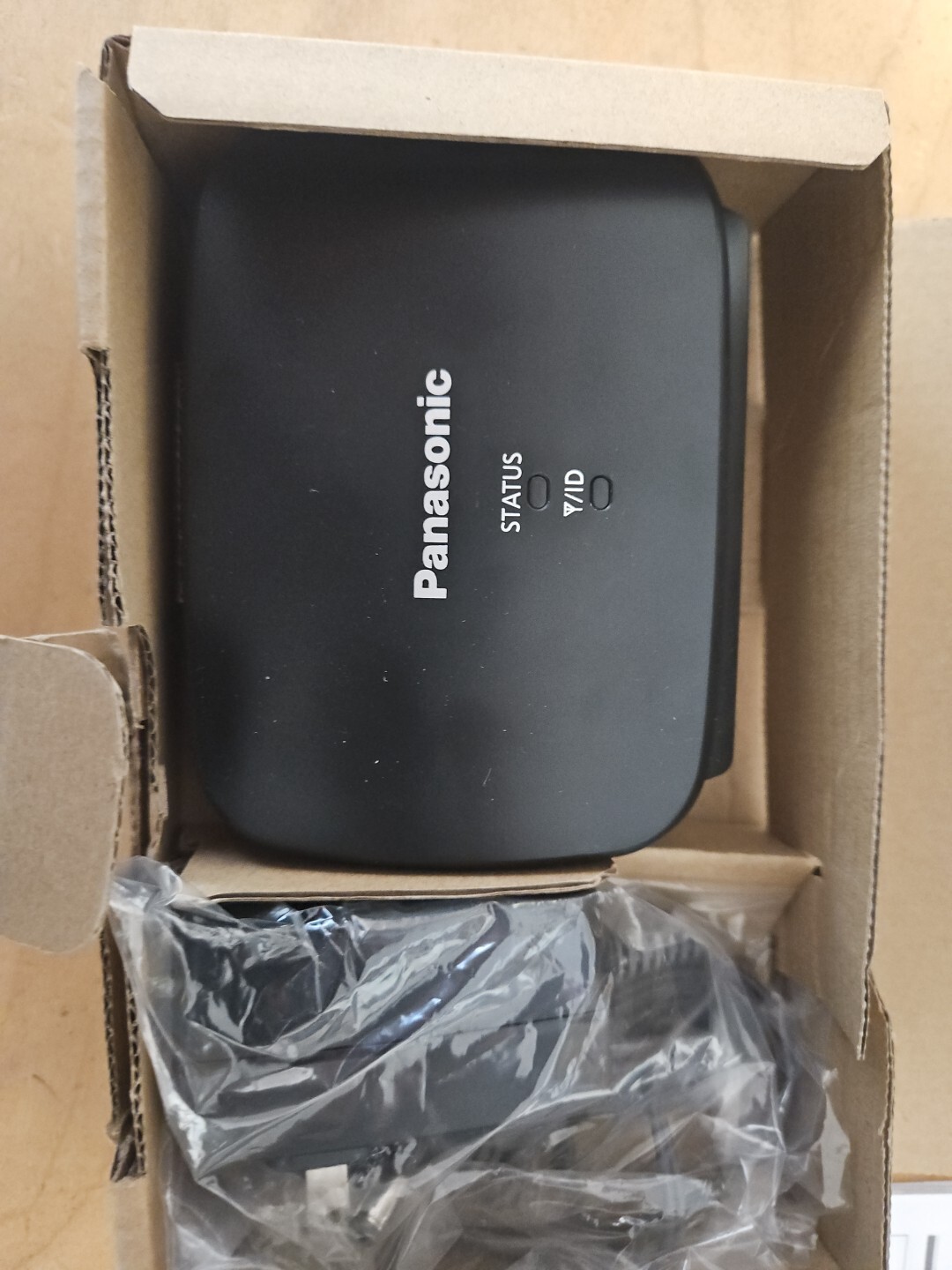 PANASONIC Range Extender DECT 6.0 Cordless Phone System KX-TGA405 Open ...