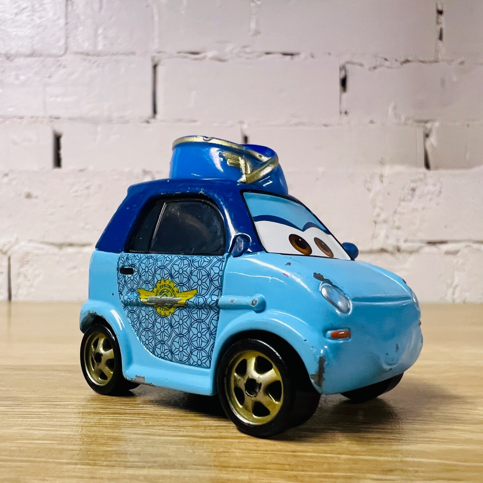 Ruka Flight Attendant Disney Pixar Diecast Cars 2 Airport Adventure ...