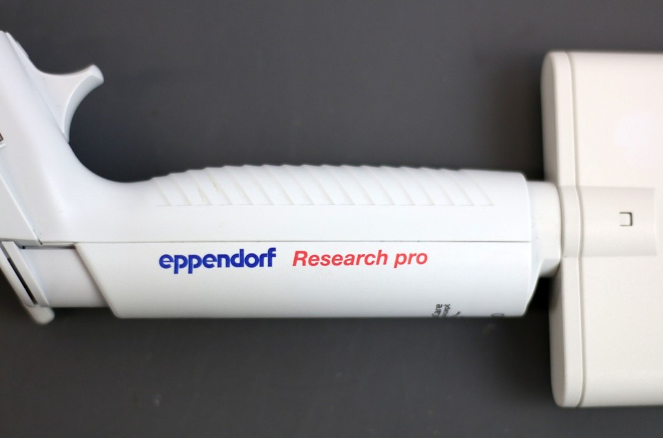 Eppendorf Research pro * 5-100 µL * Eppendorf 100 * 2555516 * | eBay