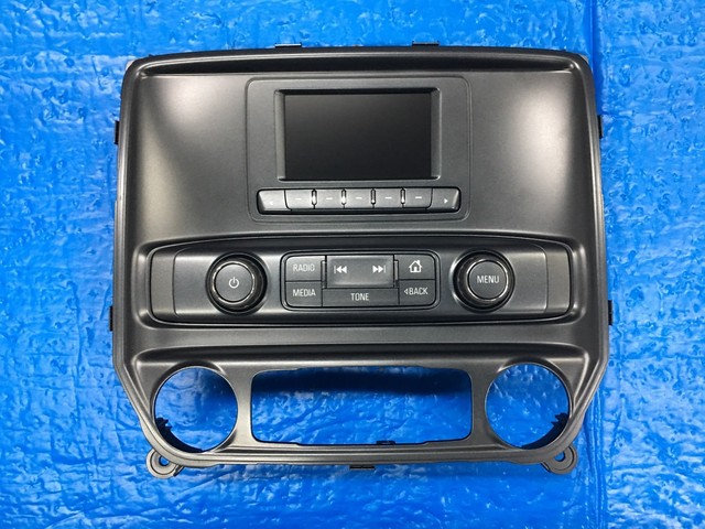 2017 CHEVROLET SILVERADO OEM 4 INCH LCD RADIO SCREEN DISPLAY # 84119051 ...