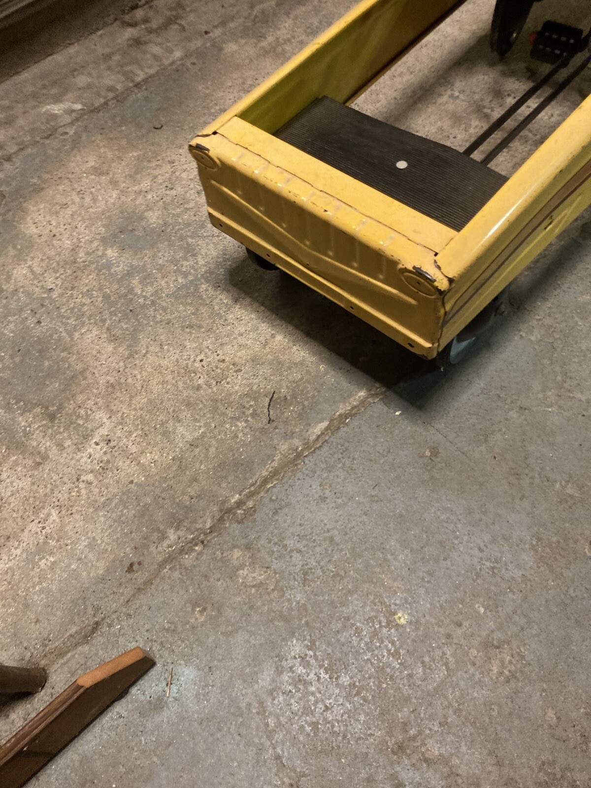 Vintage AMF yellow PACER Pedal Car~Metal Collectible Riding Hot Rod ...