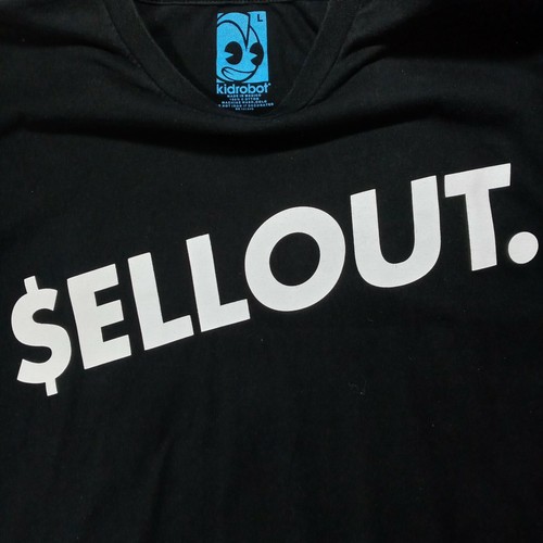 Rare Kidrobot T Shirt L $ellout. Sellout Kid Robot Black Streetwear ...