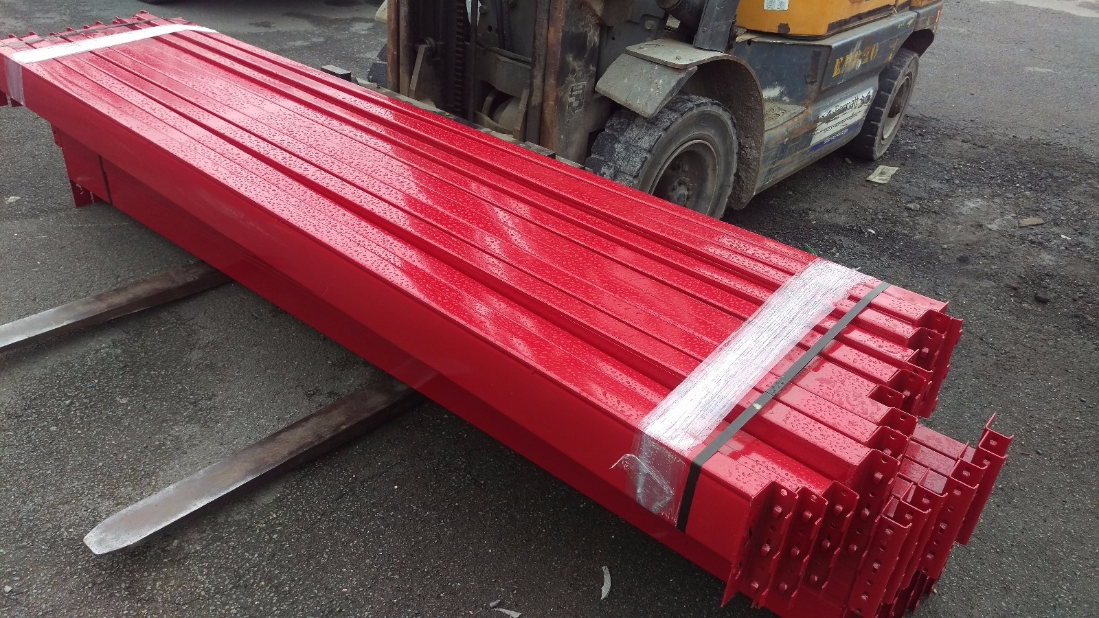 REDIRACK PALLET RACKING BEAMS 2.7M / 3.3M / 3.9M (Check Other Sizes In ...
