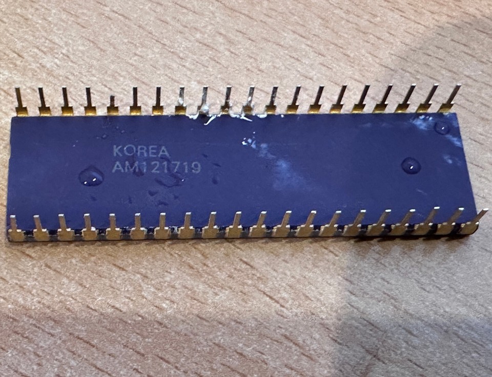 6569R1 MOS Vic Video Chip Ic for Commodore C64, SX64 Ceramic Gold P.W ...