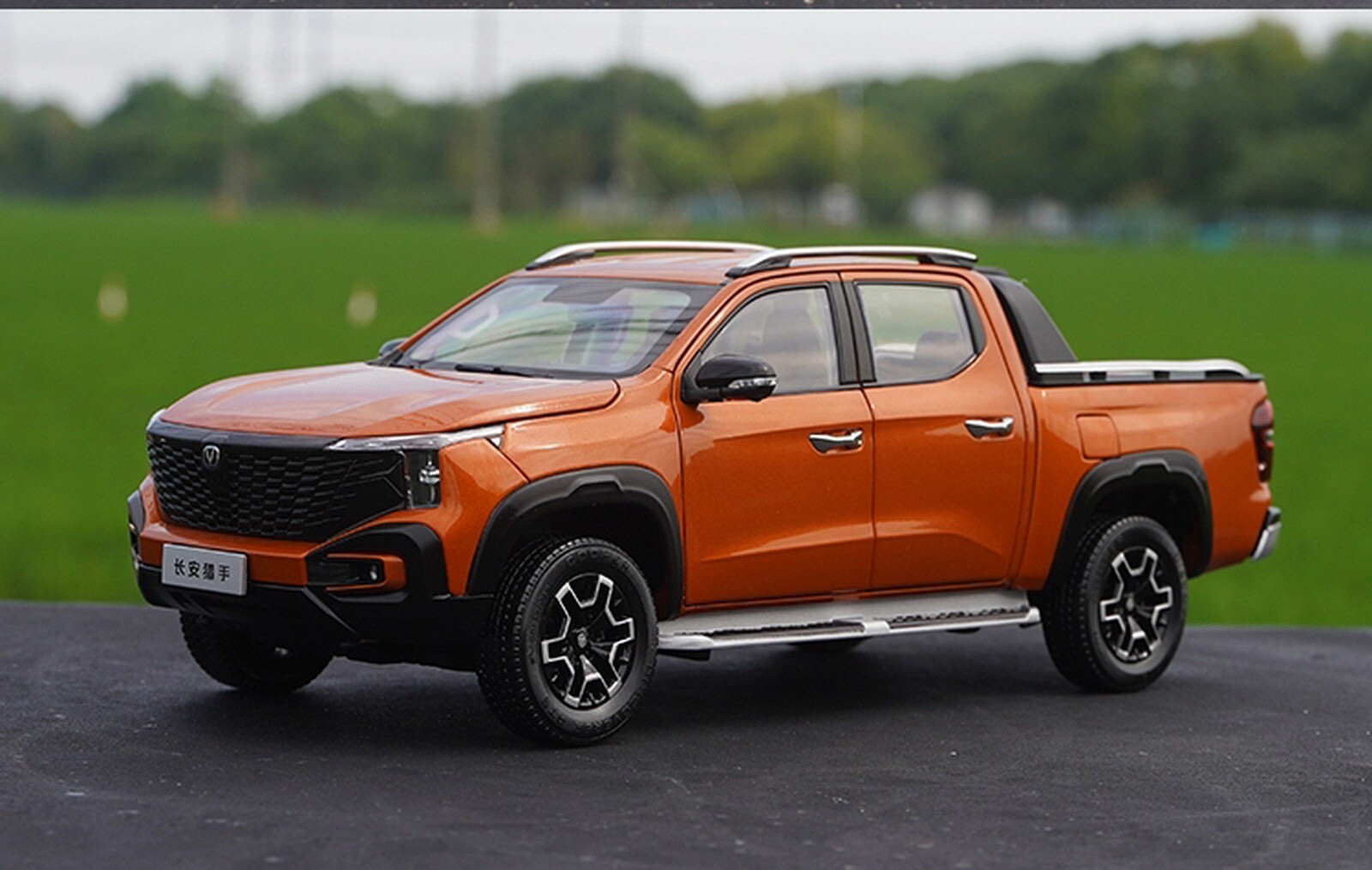 1/18 Scale China Changan Hunter Pickup 2024 Orange DieCast Car Model ...