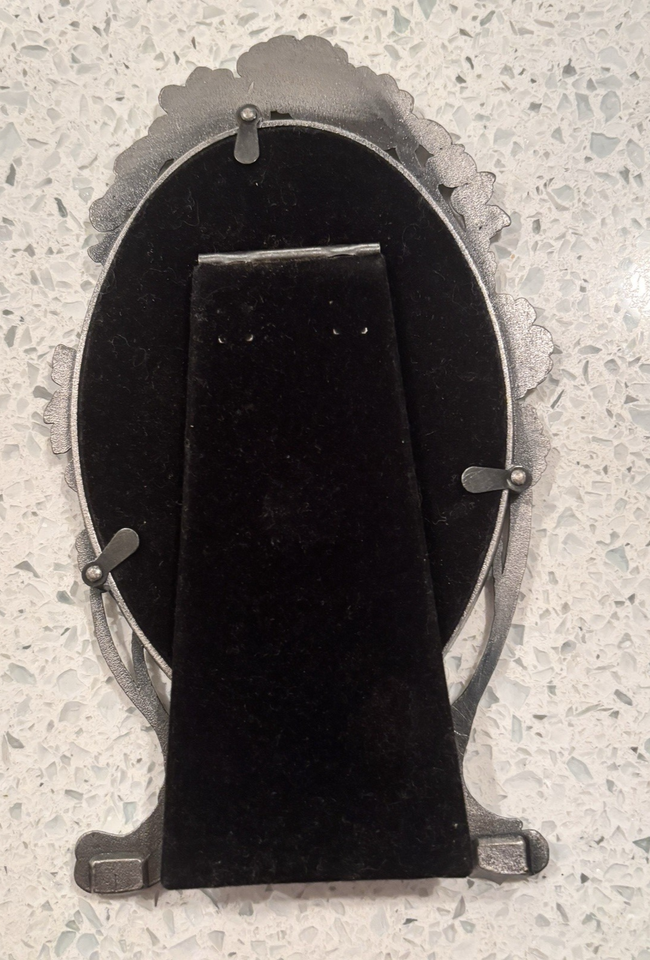 Vintage Pewter Picture Photo Frame Oval Floral Daisy Standing Easel ...