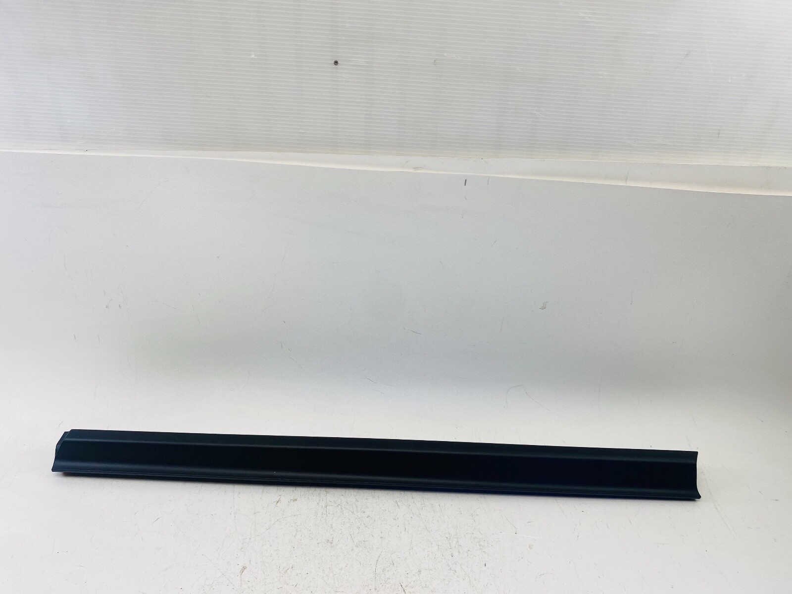2019 Infiniti Qx50 Front Door Lower Molding 80870-5na0a. Oem. RH Side ...