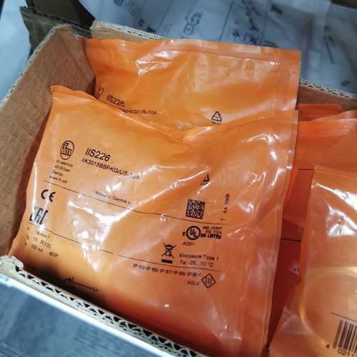 IIS226 For IFM New INDUCTIVE PROXIMITY SWITCH SENSOR Free Shipping | eBay